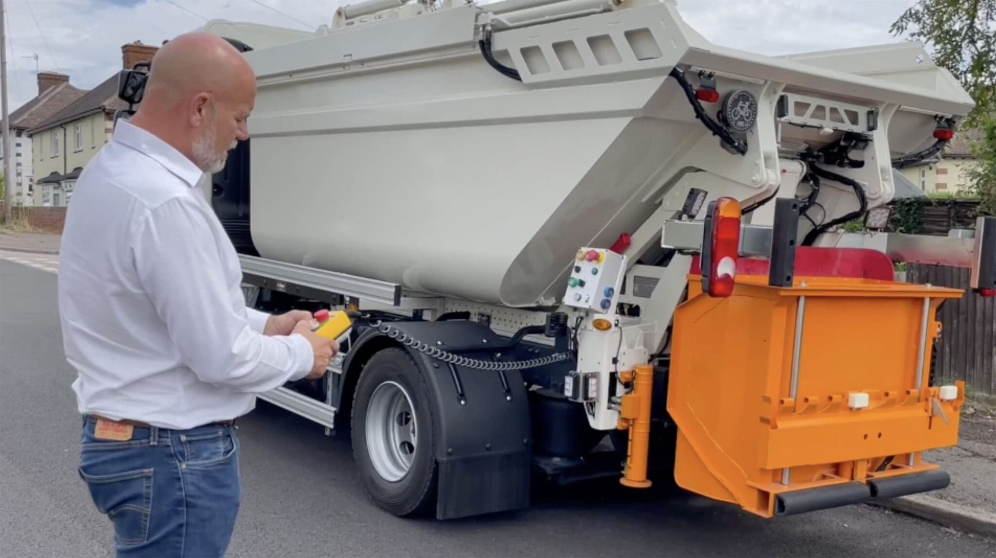 Launching Our Updated Micro Xhd Food Waste Body - Hillend Engineering